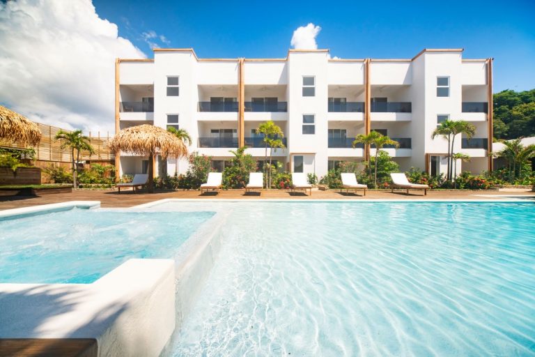 Photos – Naboo Resort – Beach and Diving, West Bay, Roatan