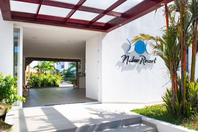 Photos – Naboo Resort – Beach and Diving, West Bay, Roatan